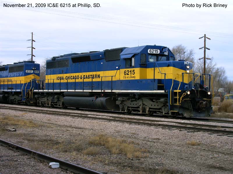 SD40-2 6215